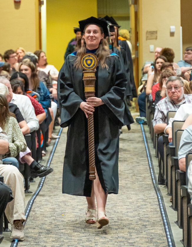 Kent State holds grad ceremony | News, Sports, Jobs - Morning Journal